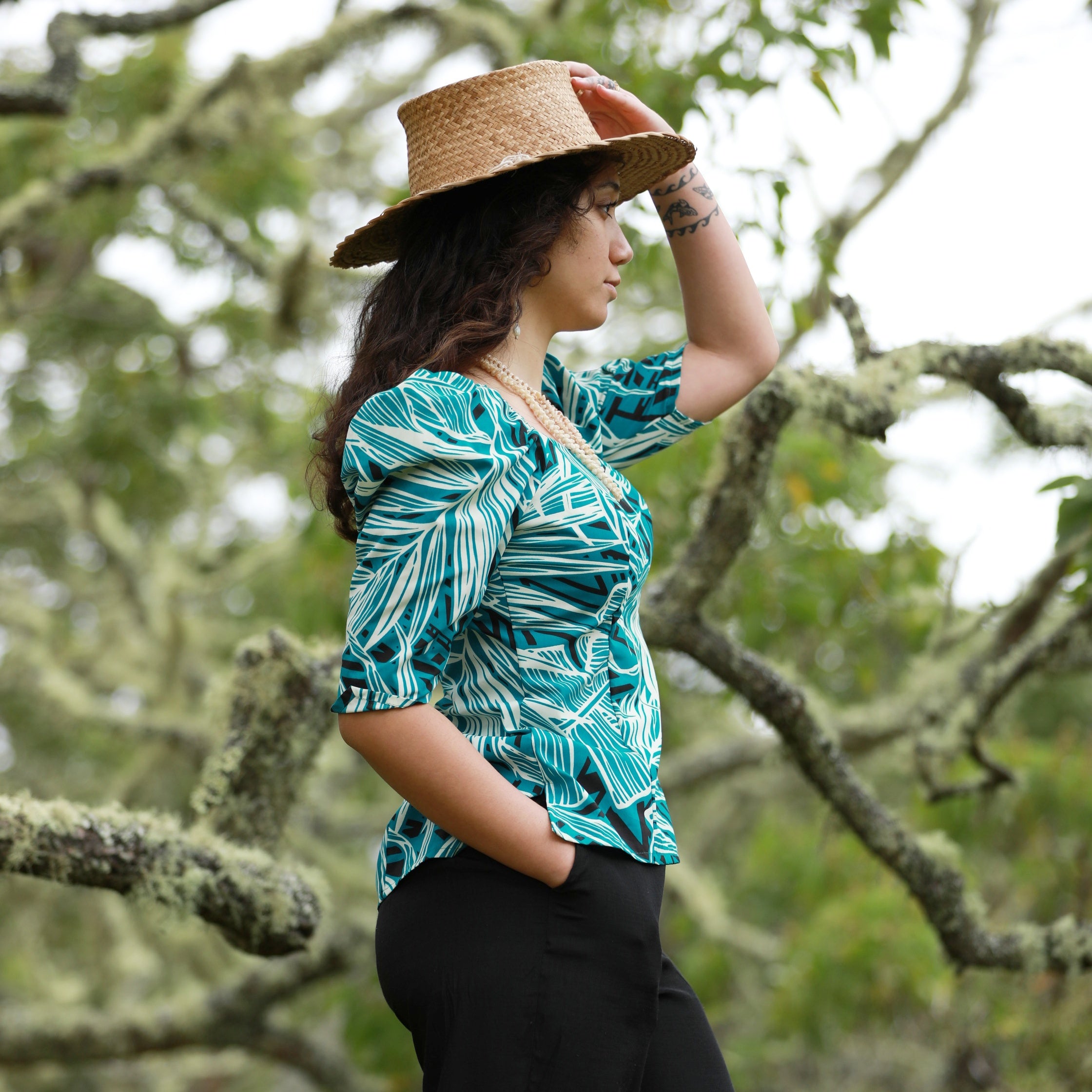 Hawaiian Half Sleeve Tops | Green Palapalai - 286B | Muumuu Mall by ...