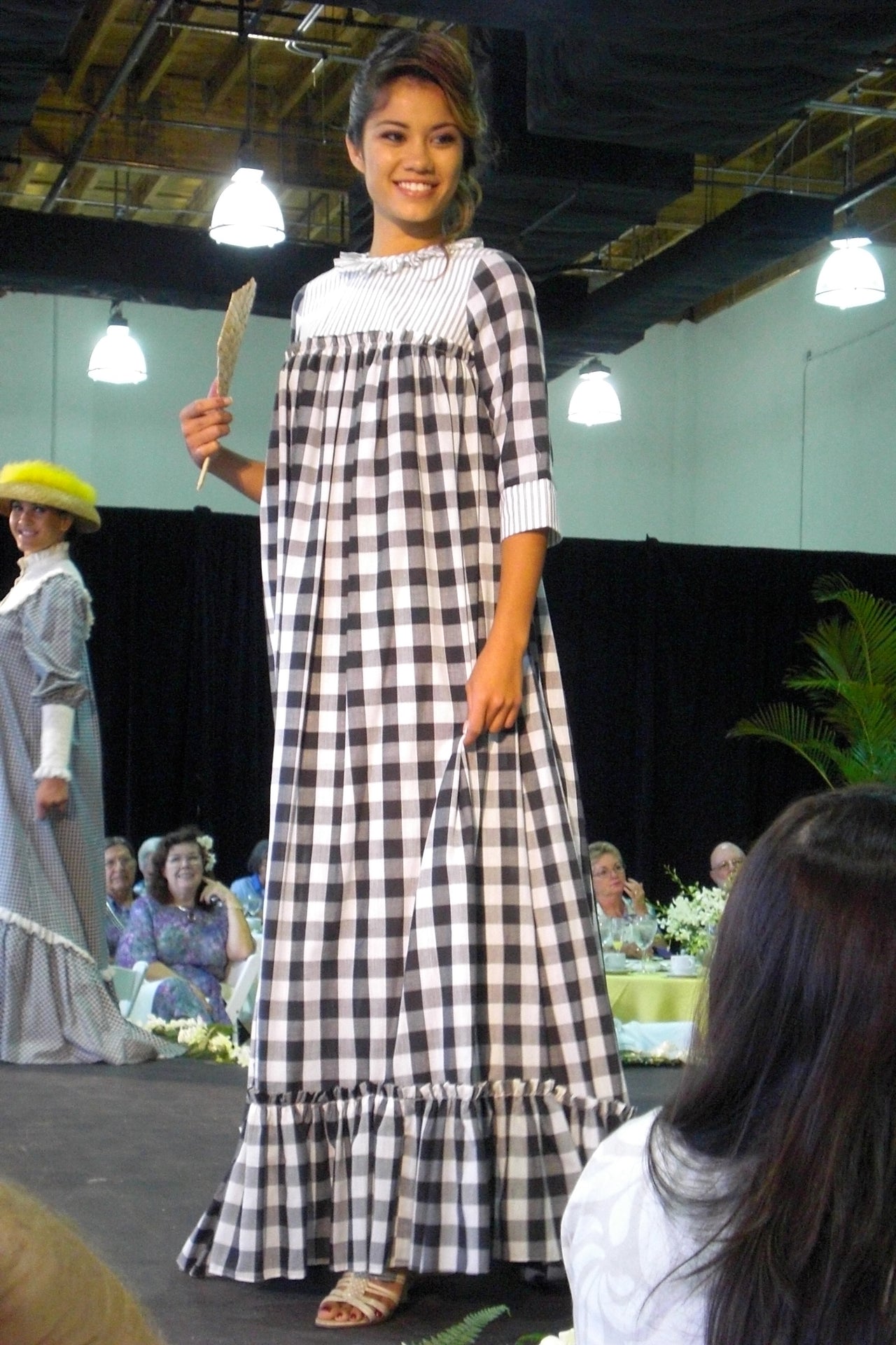 Muumuu Mall | Hawaiian Clothing for Men, Women, and Pets | Muumuu Mall ...